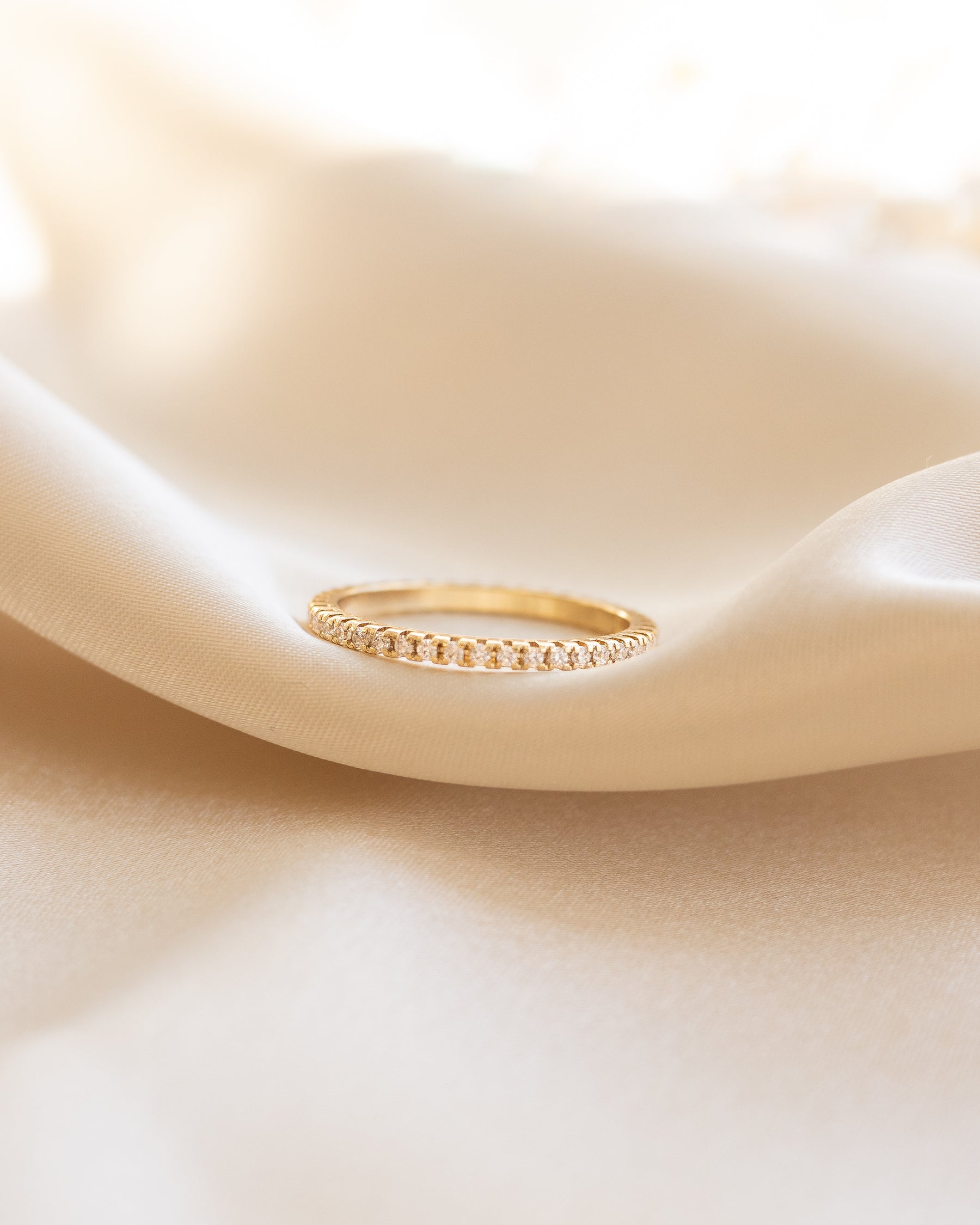 Rings– Falling for dainty