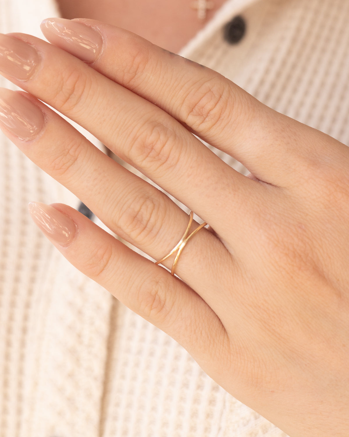 Wave Ring– Falling for dainty
