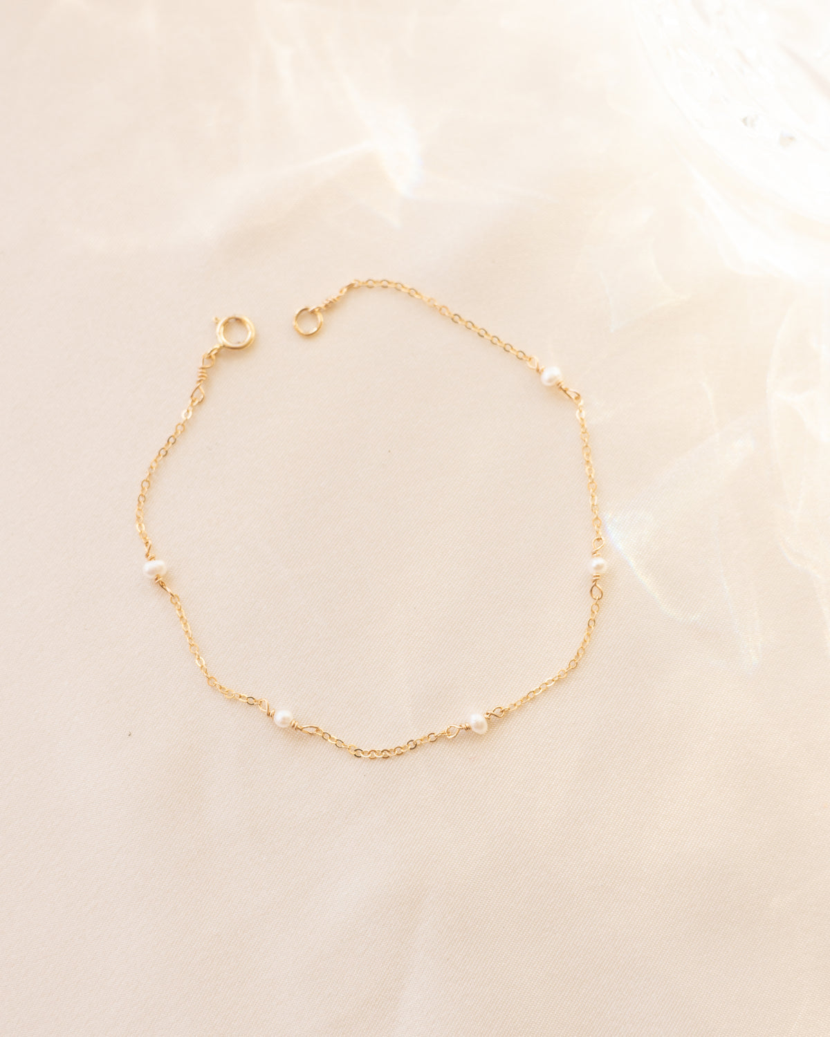 Ella Bracelet– Falling for dainty