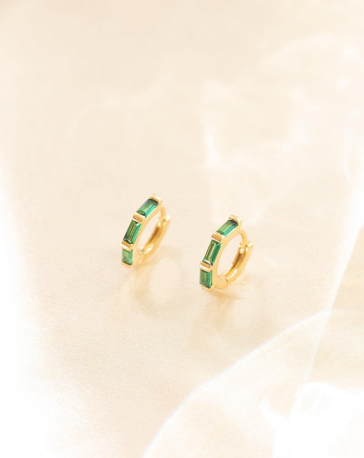 Emerald Huggies– Falling for dainty