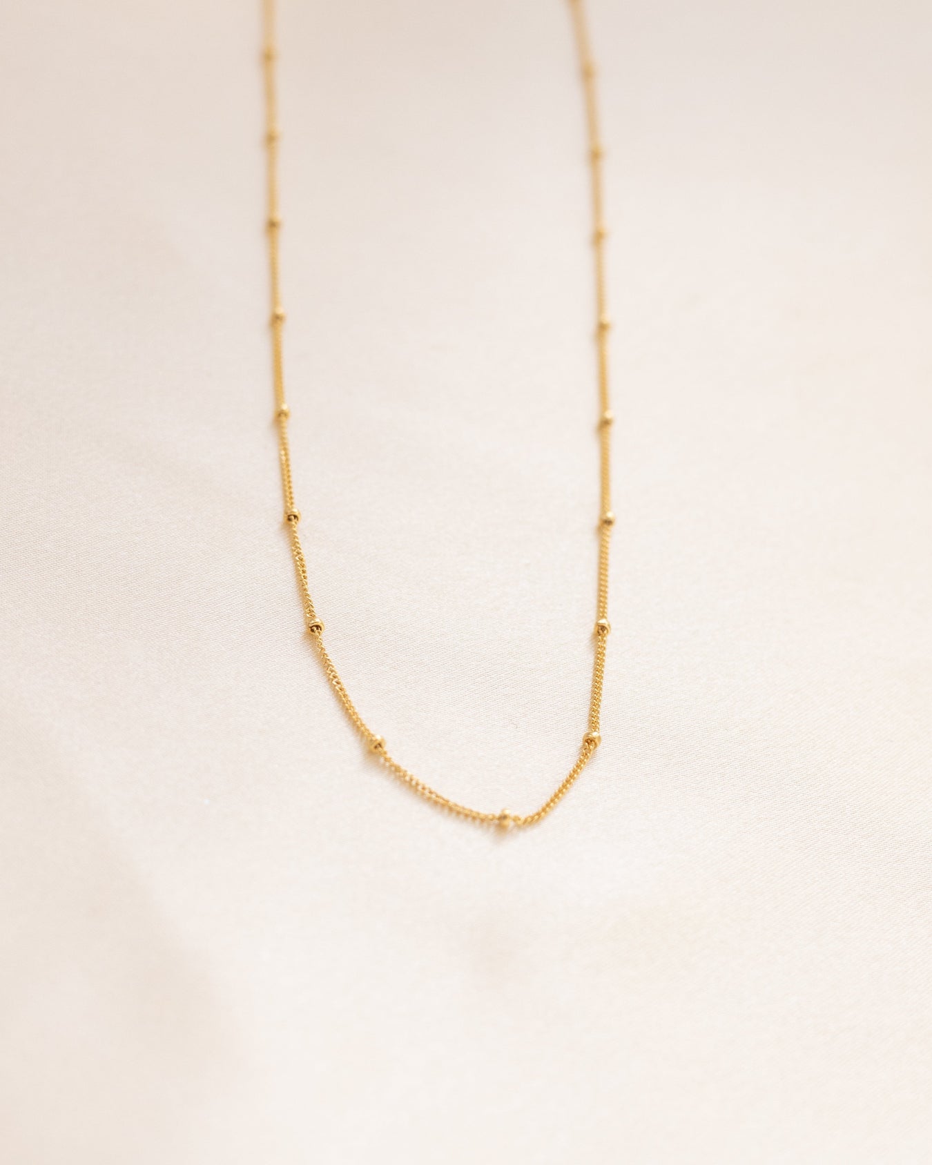 The Charm Bar– Falling for dainty