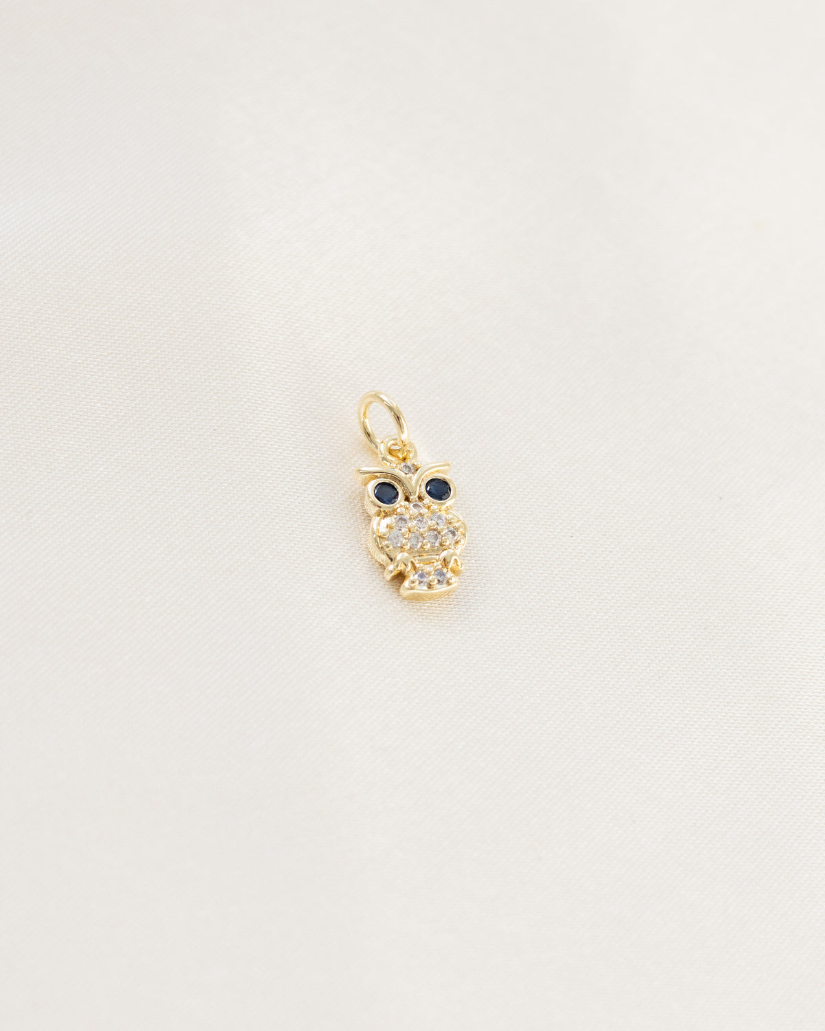 Owl Charm– Falling for dainty
