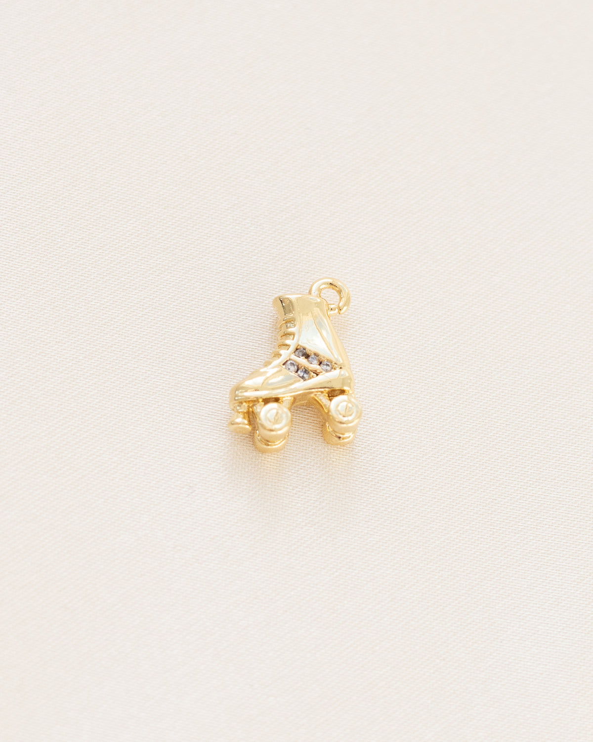 Roller Skate Charm– Falling for dainty