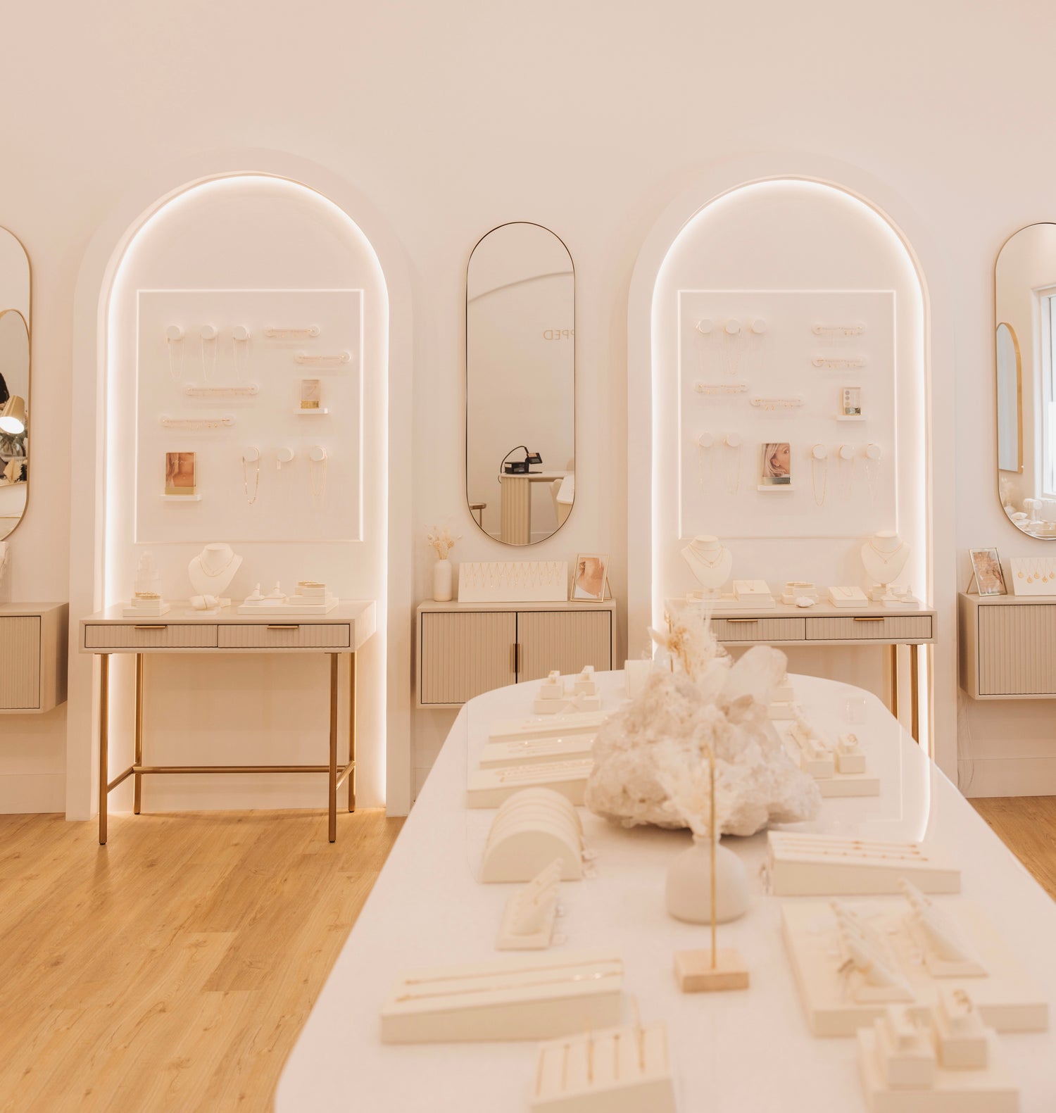 Falling for Dainty Jewelry– Falling for dainty